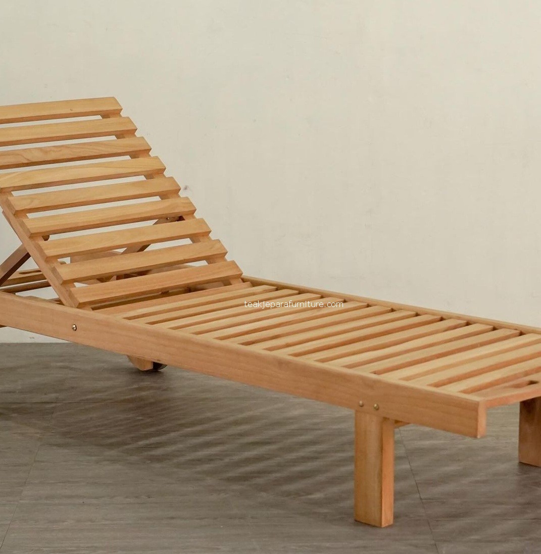 Wooden Sun Lounger