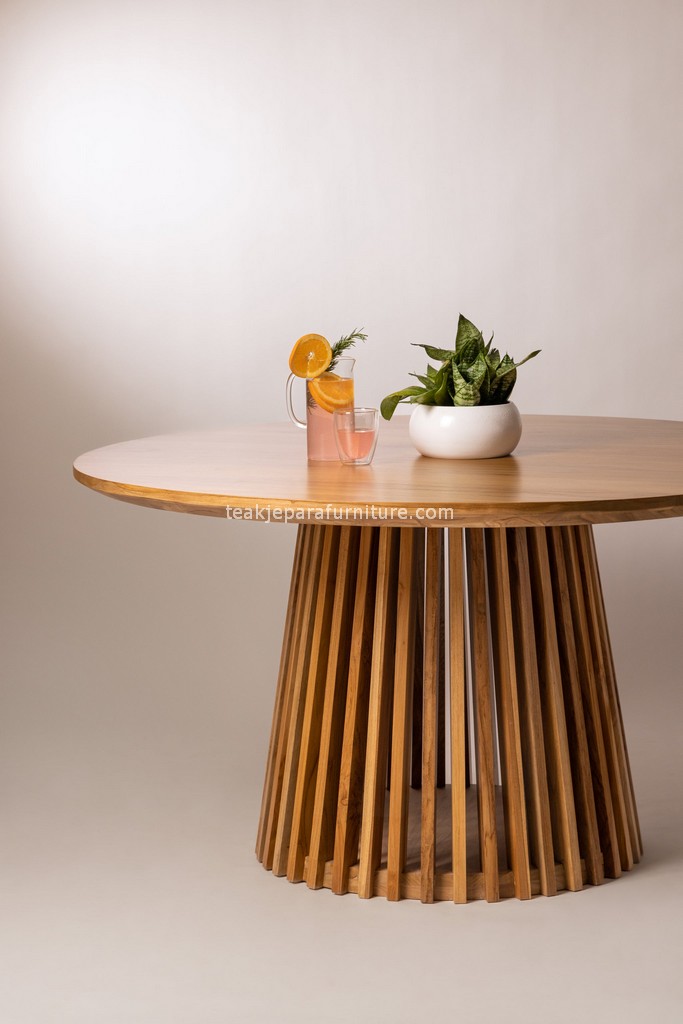 Round Teak Dining Table