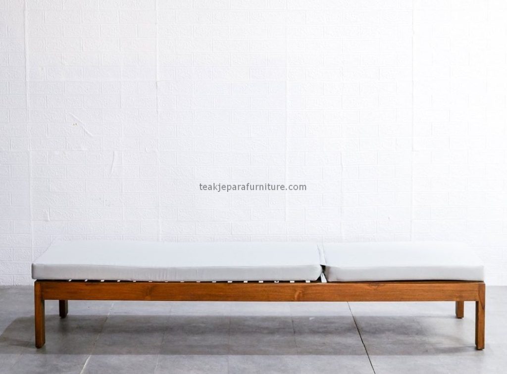 Teak Sunbed