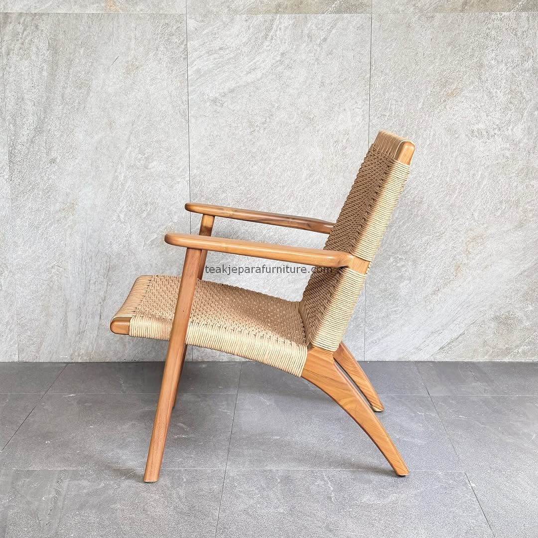mid century modern lounge chair